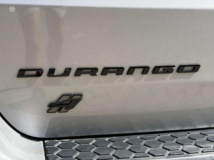 Grey Dodge Durango 2019 in Siauliai, with an engine capacity of 3.60 L and mileage of 116 thousand km for 15700 €, photo 5 on AUTOMOTO.COM.LV