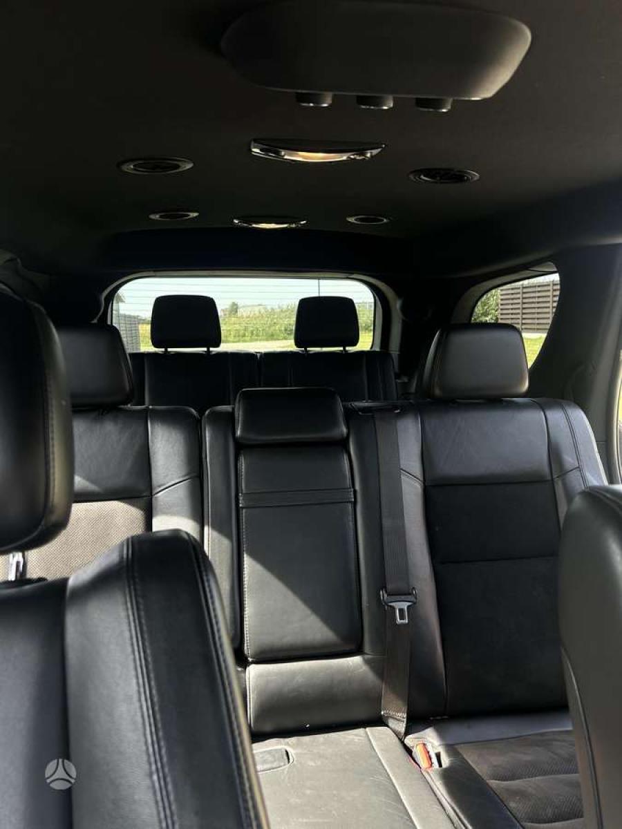 Pelēks Dodge Durango 2019 Klaipėda, ar dzinēja tilpumu 5.65 L un nobraukumu 165 tūkst. km par 23500 €, foto 12 vietnē AUTOMOTO.COM.LV