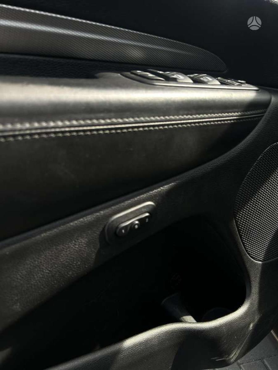 Pelēks Dodge Durango 2019 Klaipėda, ar dzinēja tilpumu 5.65 L un nobraukumu 165 tūkst. km par 23500 €, foto 13 vietnē AUTOMOTO.COM.LV