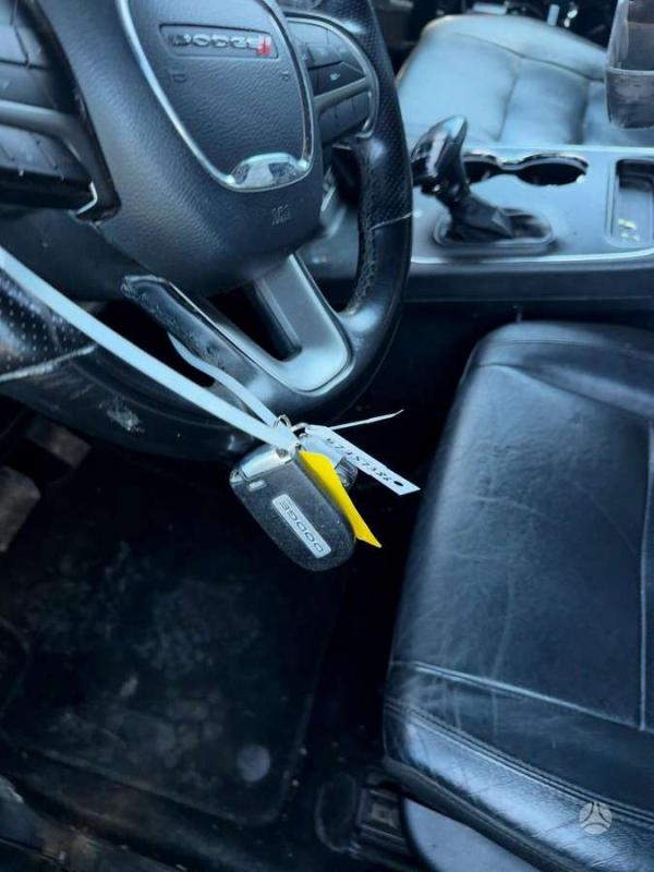 Pelēks Dodge Durango 2019 Šauļi, ar dzinēja tilpumu 3.60 L un nobraukumu 142 tūkst. km par 10300 €, foto 8 vietnē AUTOMOTO.COM.LV