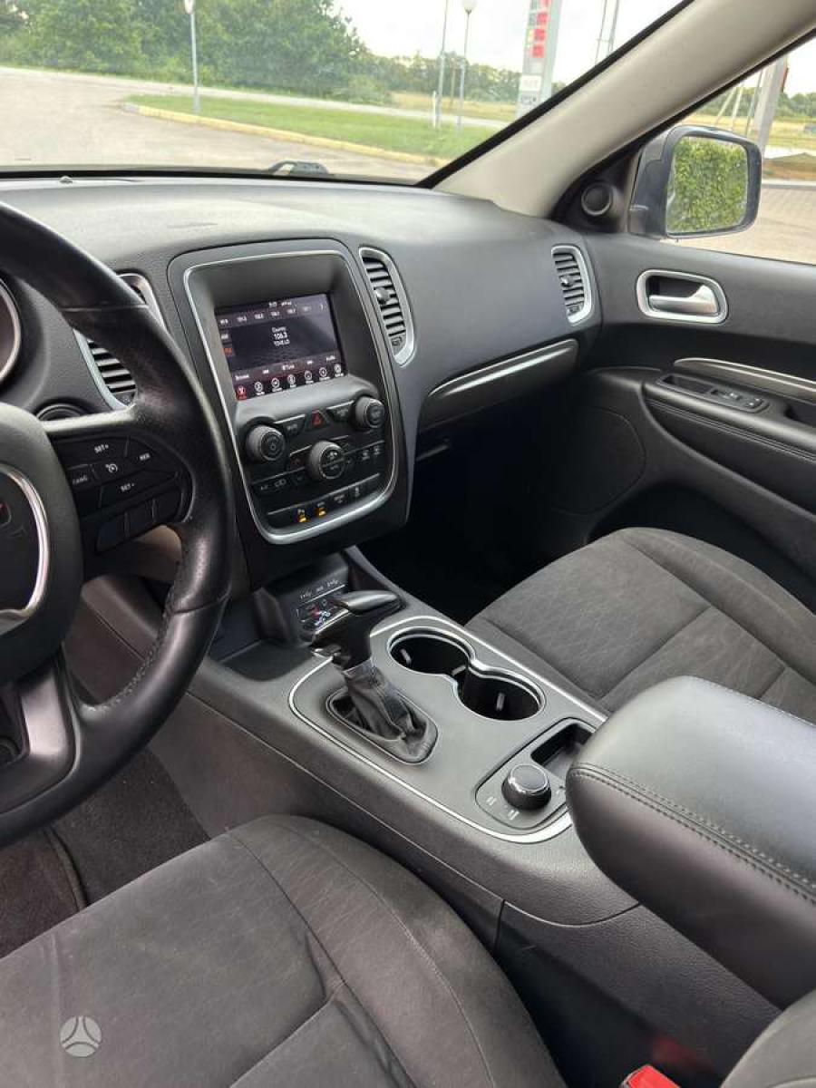Pelēks Dodge Durango 2019 Šauļi, ar dzinēja tilpumu 5.65 L un nobraukumu 257 tūkst. km par 8499 €, foto 12 vietnē AUTOMOTO.COM.LV