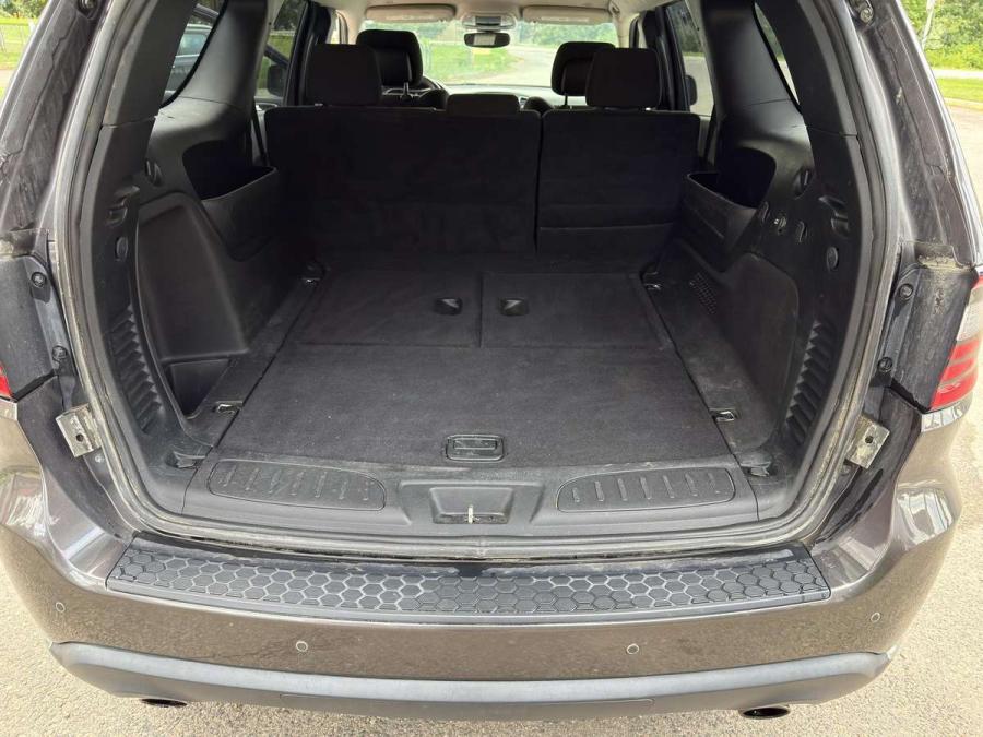 Pelēks Dodge Durango 2019 Šauļi, ar dzinēja tilpumu 5.65 L un nobraukumu 257 tūkst. km par 8499 €, foto 15 vietnē AUTOMOTO.COM.LV