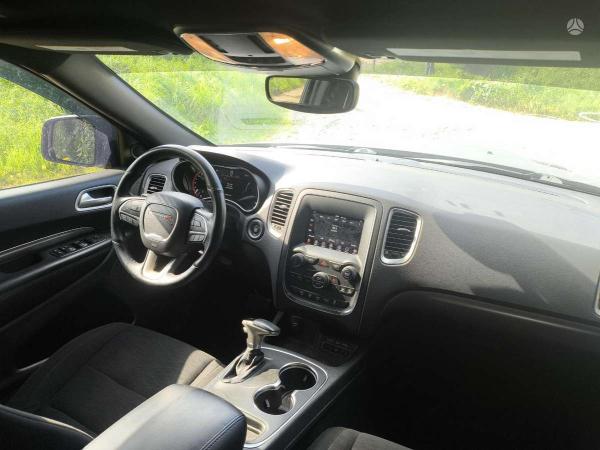 Grey Dodge Durango 2019 in Vilnius, with an engine capacity of 3.60 L and mileage of 148 thousand km for 10700 €, photo 7 on AUTOMOTO.COM.LV