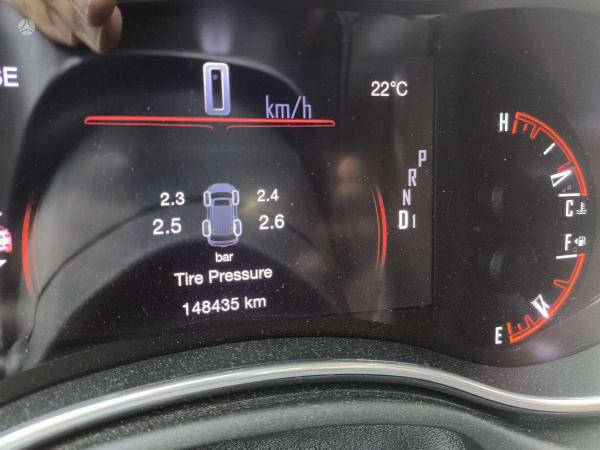 Grey Dodge Durango 2019 in Vilnius, with an engine capacity of 3.60 L and mileage of 148 thousand km for 10700 €, photo 10 on AUTOMOTO.COM.LV