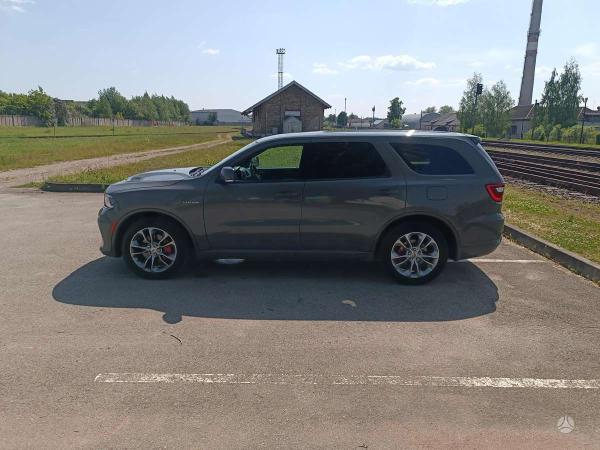 Grey Dodge Durango 2020 in Siauliai, with an engine capacity of 5.65 L and mileage of 123 thousand km for 20000 €, photo 3 on AUTOMOTO.COM.LV