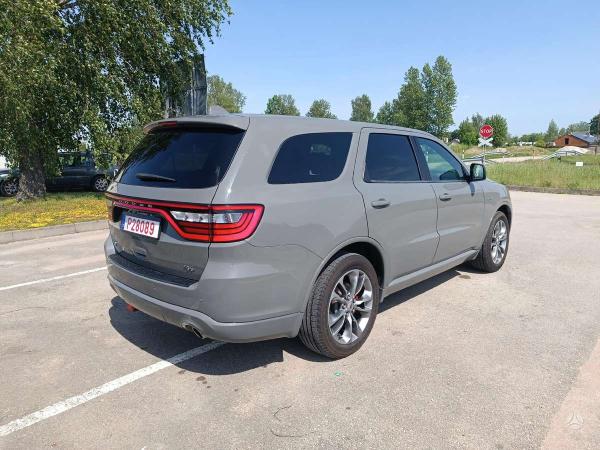 Grey Dodge Durango 2020 in Siauliai, with an engine capacity of 5.65 L and mileage of 123 thousand km for 20000 €, photo 7 on AUTOMOTO.COM.LV