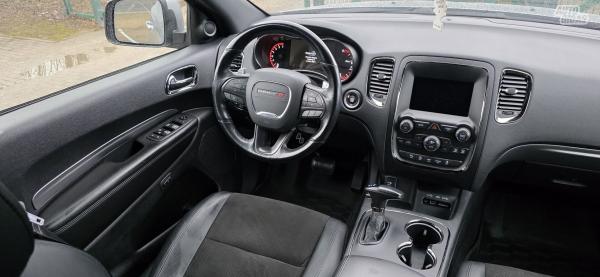 Pelēks Dodge Durango 2020 Klaipėda, ar dzinēja tilpumu 3.60 L un nobraukumu 53 tūkst. km par 20700 €, foto 5 vietnē AUTOMOTO.COM.LV