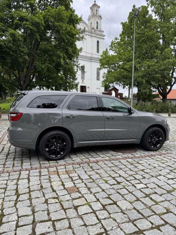 Grey Dodge Durango 2020 in Siauliai, with an engine capacity of 3.60 L and mileage of 163 thousand km for 20700 €, photo 3 on AUTOMOTO.COM.LV