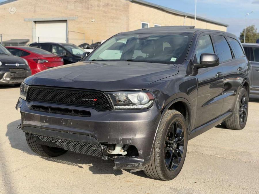 Grey Dodge Durango 2020 in Siauliai, with an engine capacity of 3.60 L and mileage of 222 thousand km for 11400 €, photo 1 on AUTOMOTO.COM.LV