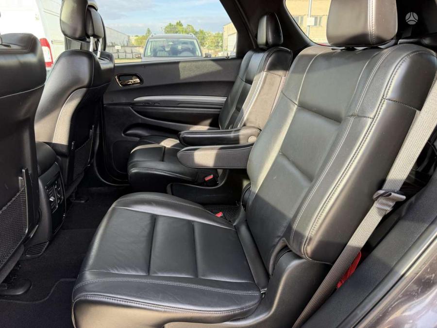 Grey Dodge Durango 2020 in Siauliai, with an engine capacity of 3.60 L and mileage of 222 thousand km for 11400 €, photo 17 on AUTOMOTO.COM.LV