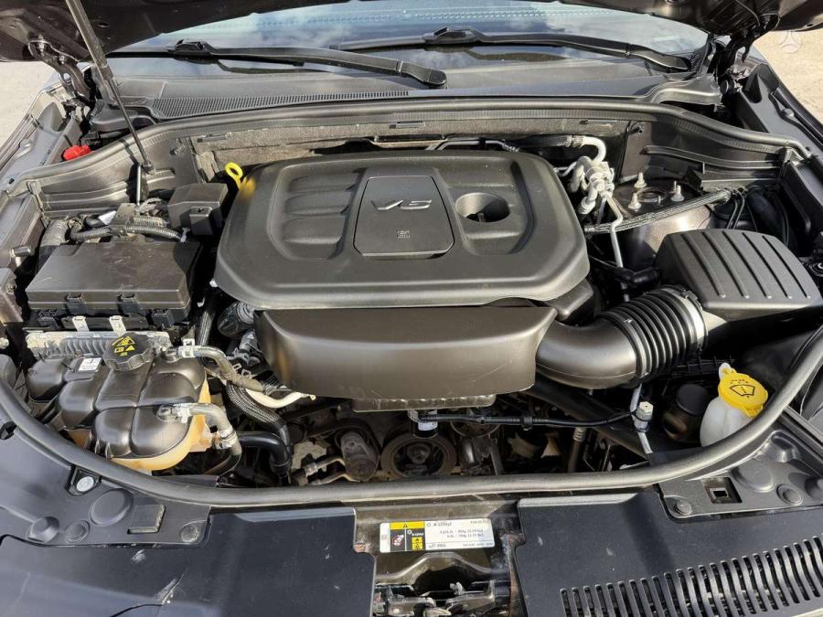 Grey Dodge Durango 2020 in Siauliai, with an engine capacity of 3.60 L and mileage of 222 thousand km for 11400 €, photo 20 on AUTOMOTO.COM.LV