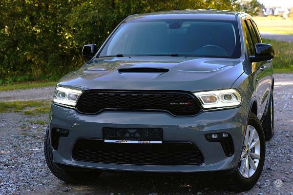 Grey Dodge Durango 2021 in Kretinga, with an engine capacity of 3.60 L and mileage of 144 thousand km for 25900 €, photo 1 on AUTOMOTO.COM.LV