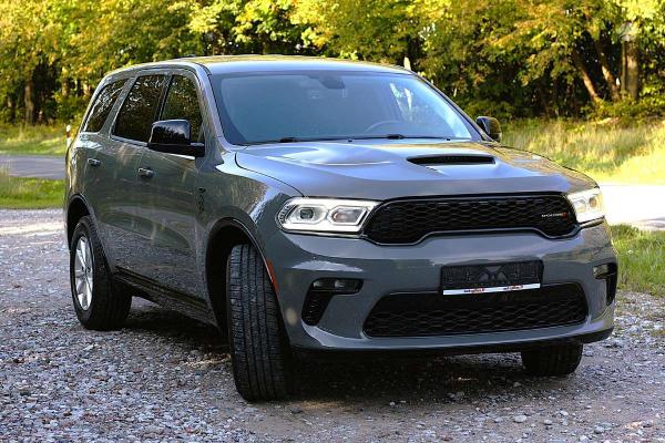 Grey Dodge Durango 2021 in Kretinga, with an engine capacity of 3.60 L and mileage of 144 thousand km for 25900 €, photo 4 on AUTOMOTO.COM.LV