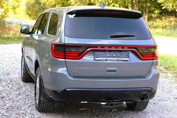 Grey Dodge Durango 2021 in Kretinga, with an engine capacity of 3.60 L and mileage of 144 thousand km for 25900 €, photo 10 on AUTOMOTO.COM.LV