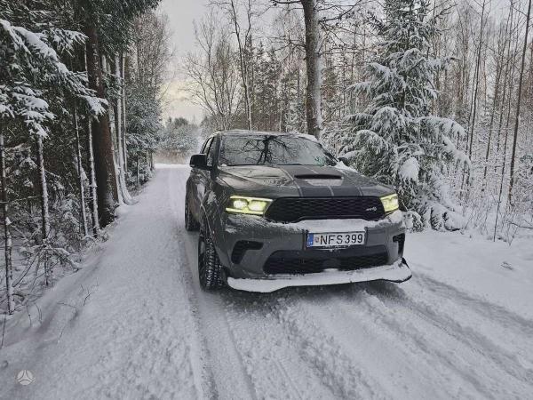 Grey Dodge Durango 2021 in Mazeikiai, with an engine capacity of 6.20 L and mileage of 107 thousand km for 62000 €, photo 1 on AUTOMOTO.COM.LV