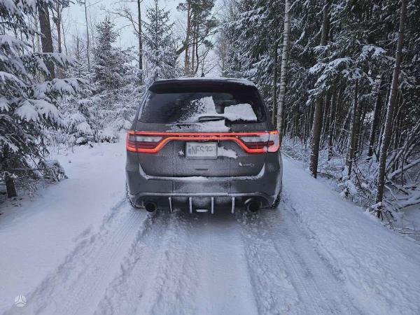 Grey Dodge Durango 2021 in Mazeikiai, with an engine capacity of 6.20 L and mileage of 107 thousand km for 62000 €, photo 7 on AUTOMOTO.COM.LV