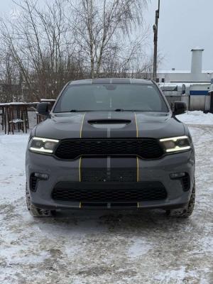 Grey Dodge Durango 2021 in Vilnius, with an engine capacity of 3.60 L and mileage of 116 thousand km for 27000 €, photo 2 on AUTOMOTO.COM.LV