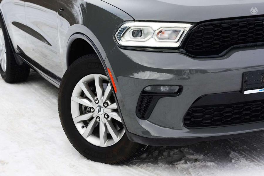 Grey Dodge Durango 2021 in Kretinga, with an engine capacity of 3.60 L and mileage of 144 thousand km for 24999 €, photo 5 on AUTOMOTO.COM.LV