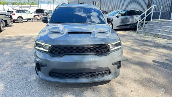 Pelēks Dodge Durango 2021 Ukmergė, ar dzinēja tilpumu 6.42 L un nobraukumu 59 tūkst. km par 27999 €, foto 2 vietnē AUTOMOTO.COM.LV