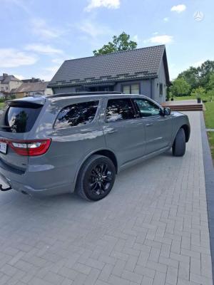 Pelēks Dodge Durango 2021 Telšiai, ar dzinēja tilpumu 3.60 L un nobraukumu 61 tūkst. km par 24500 €, foto 3 vietnē AUTOMOTO.COM.LV