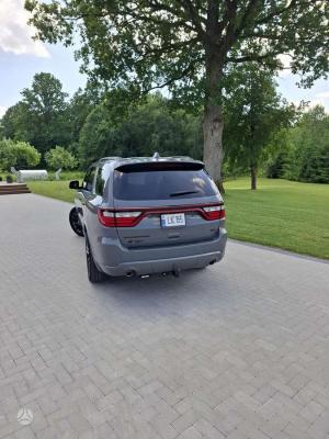 Pelēks Dodge Durango 2021 Telšiai, ar dzinēja tilpumu 3.60 L un nobraukumu 61 tūkst. km par 24500 €, foto 4 vietnē AUTOMOTO.COM.LV