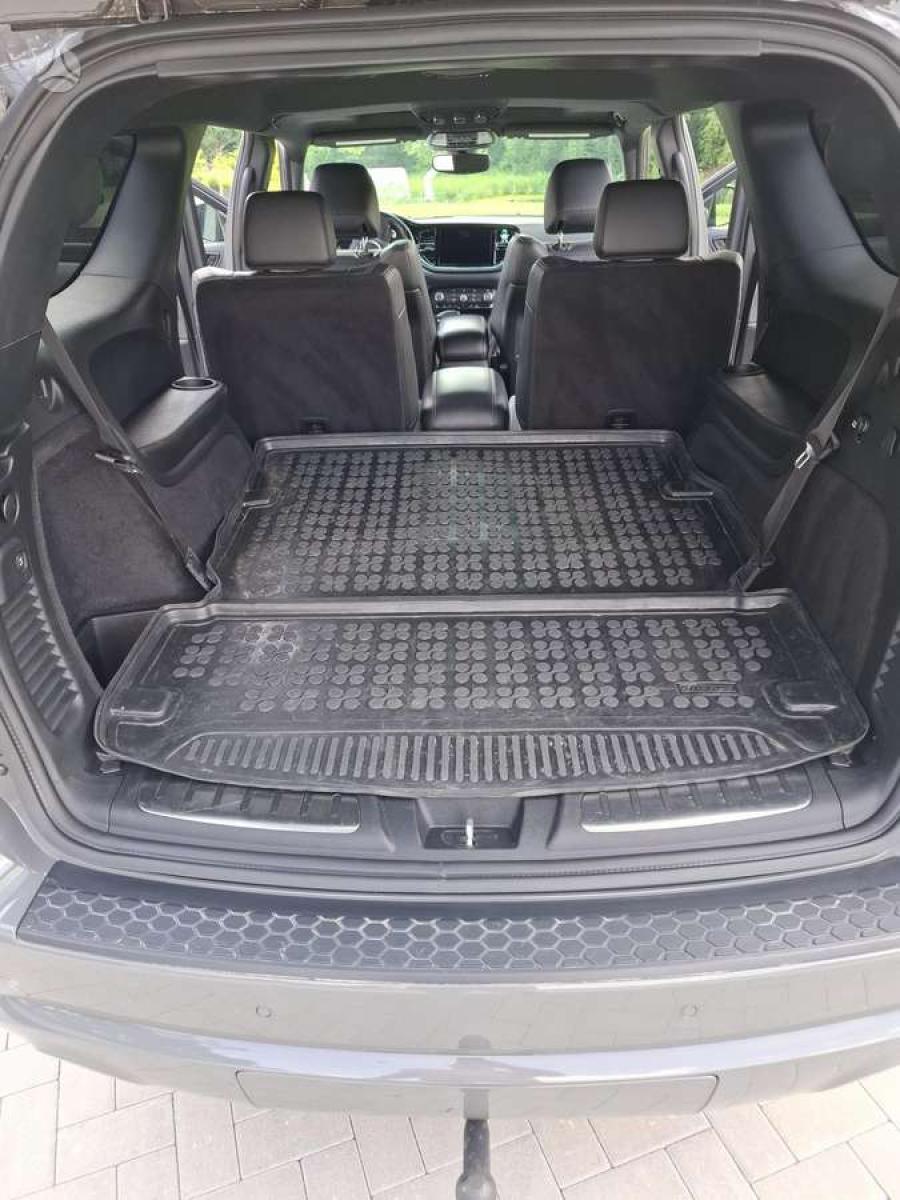 Pelēks Dodge Durango 2021 Telšiai, ar dzinēja tilpumu 3.60 L un nobraukumu 61 tūkst. km par 24500 €, foto 8 vietnē AUTOMOTO.COM.LV