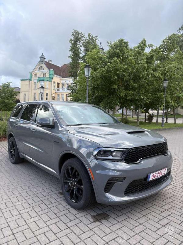 Grey Dodge Durango 2021 in Siauliai, with an engine capacity of 5.70 L and mileage of 77 thousand km for 24900 €, photo 3 on AUTOMOTO.COM.LV