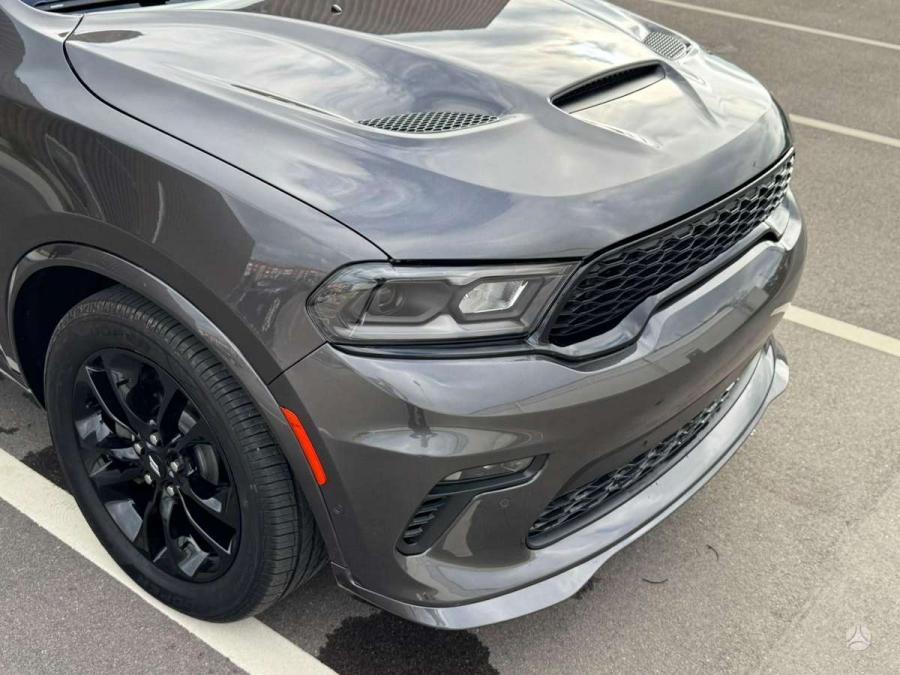 Grey Dodge Durango 2021 in Klaipeda, with an engine capacity of 5.70 L and mileage of 68 thousand km for 28000 €, photo 19 on AUTOMOTO.COM.LV