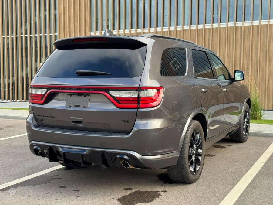 Grey Dodge Durango 2021 in Klaipeda, with an engine capacity of 5.70 L and mileage of 68 thousand km for 28000 €, photo 26 on AUTOMOTO.COM.LV