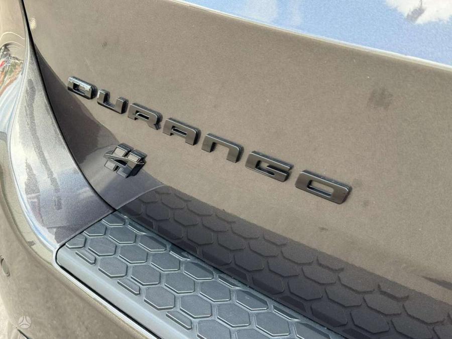 Grey Dodge Durango 2021 in Klaipeda, with an engine capacity of 5.70 L and mileage of 68 thousand km for 28000 €, photo 29 on AUTOMOTO.COM.LV