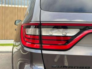 Grey Dodge Durango 2021 in Klaipeda, with an engine capacity of 5.70 L and mileage of 68 thousand km for 28000 €, photo 33 on AUTOMOTO.COM.LV