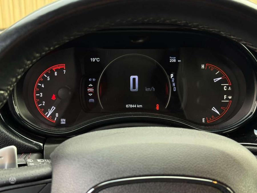 Grey Dodge Durango 2021 in Klaipeda, with an engine capacity of 5.70 L and mileage of 68 thousand km for 28000 €, photo 44 on AUTOMOTO.COM.LV