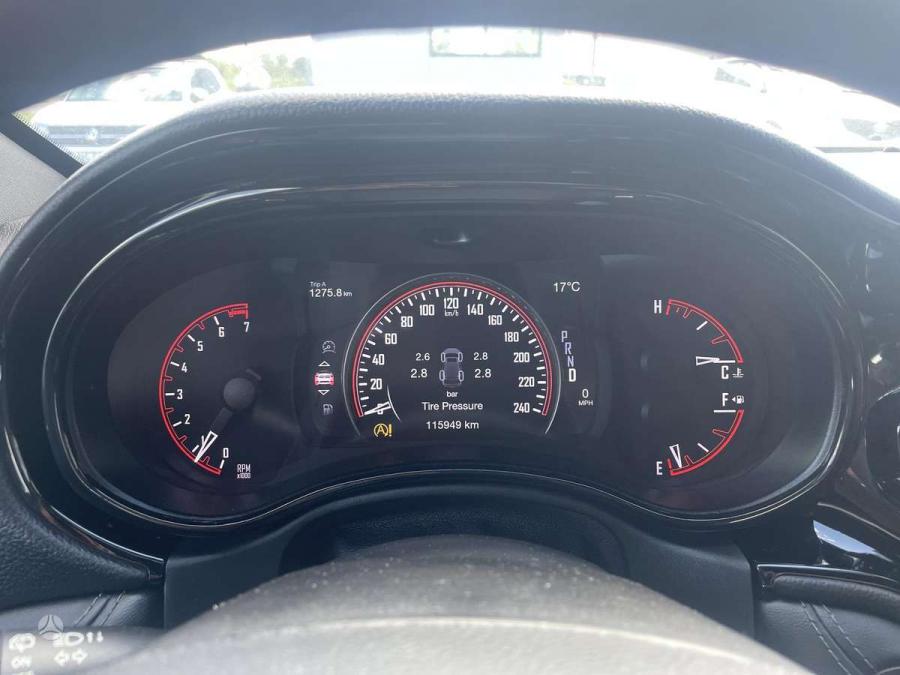 Grey Dodge Durango 2021 in Vilnius, with an engine capacity of 3.60 L and mileage of 114 thousand km for 24000 €, photo 5 on AUTOMOTO.COM.LV