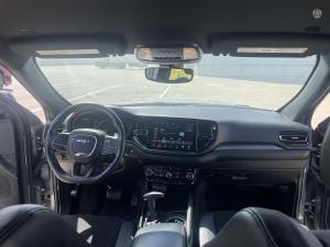 Grey Dodge Durango 2021 in Vilnius, with an engine capacity of 3.60 L and mileage of 114 thousand km for 24000 €, photo 10 on AUTOMOTO.COM.LV