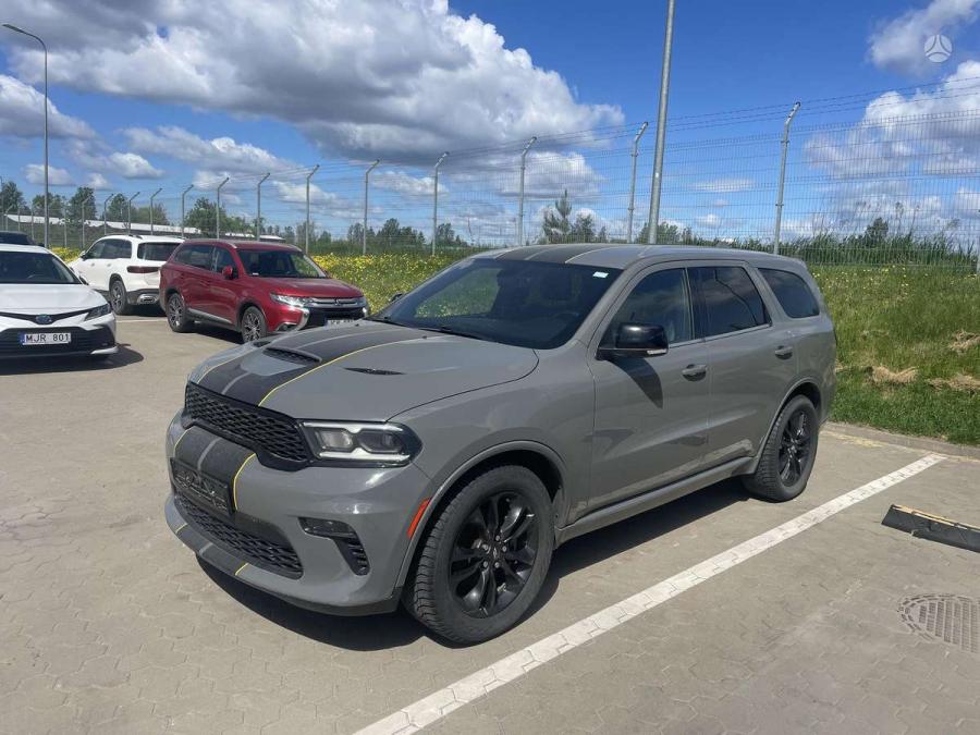 Grey Dodge Durango 2021 in Vilnius, with an engine capacity of 3.60 L and mileage of 114 thousand km for 24000 €, photo 11 on AUTOMOTO.COM.LV