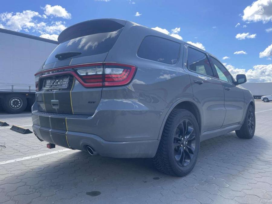 Grey Dodge Durango 2021 in Vilnius, with an engine capacity of 3.60 L and mileage of 114 thousand km for 24000 €, photo 17 on AUTOMOTO.COM.LV