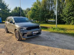 Pelēks Dodge Durango 2021 Klaipėda, ar dzinēja tilpumu 3.60 L un nobraukumu 160 tūkst. km par 21000 €, foto  vietnē AUTOMOTO.COM.LV
