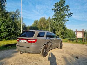 Grey Dodge Durango 2021 in Klaipeda, with an engine capacity of 3.60 L and mileage of 160 thousand km for 21000 €, photo 3 on AUTOMOTO.COM.LV