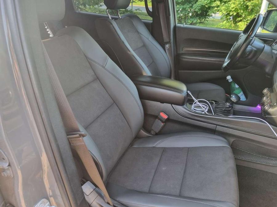 Grey Dodge Durango 2021 in Klaipeda, with an engine capacity of 3.60 L and mileage of 160 thousand km for 21000 €, photo 5 on AUTOMOTO.COM.LV