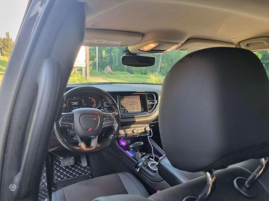 Grey Dodge Durango 2021 in Klaipeda, with an engine capacity of 3.60 L and mileage of 160 thousand km for 21000 €, photo 7 on AUTOMOTO.COM.LV