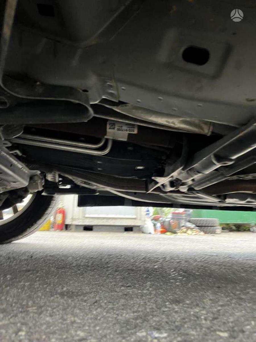 Pelēks Dodge Durango 2022 Šauļi, ar dzinēja tilpumu 3.60 L un nobraukumu 69 tūkst. km par 17500 €, foto 10 vietnē AUTOMOTO.COM.LV