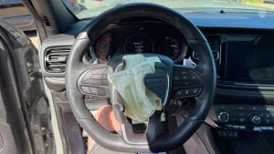 Grey Dodge Durango 2022 in Ukmerge, with an engine capacity of 3.60 L and mileage of 22 thousand km for 16999 €, photo 12 on AUTOMOTO.COM.LV
