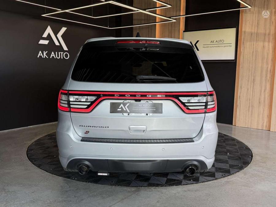 Pelēks Dodge Durango 2023 Kauņa, ar dzinēja tilpumu 5.65 L un nobraukumu 69 tūkst. km par 36490 €, foto 11 vietnē AUTOMOTO.COM.LV