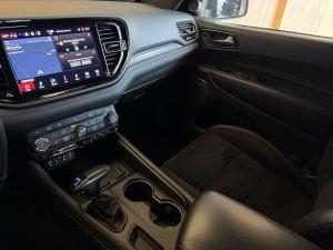 Pelēks Dodge Durango 2023 Kauņa, ar dzinēja tilpumu 5.65 L un nobraukumu 69 tūkst. km par 36490 €, foto 19 vietnē AUTOMOTO.COM.LV