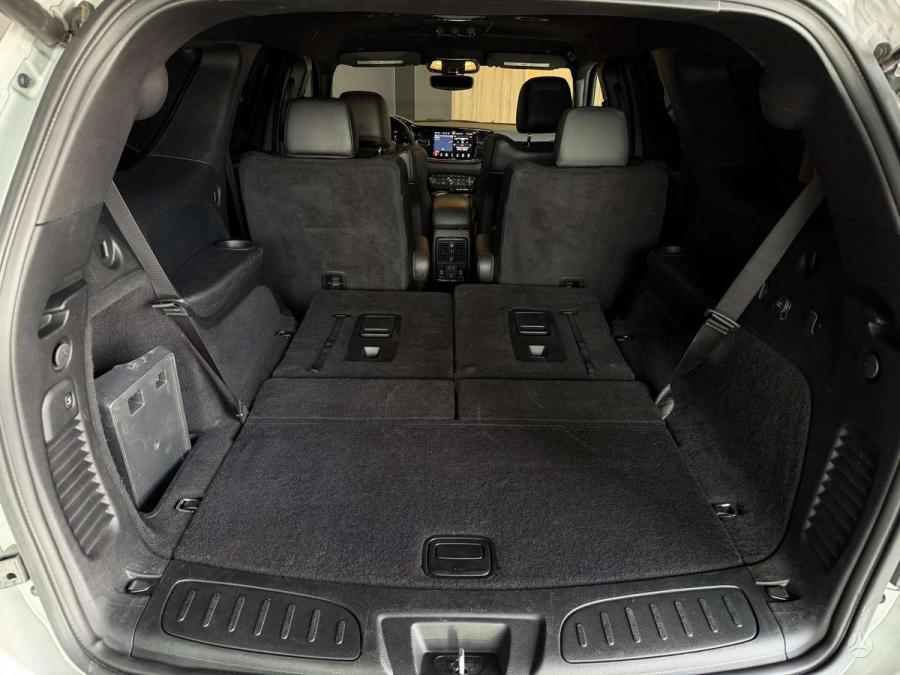 Pelēks Dodge Durango 2023 Kauņa, ar dzinēja tilpumu 5.65 L un nobraukumu 69 tūkst. km par 36490 €, foto 22 vietnē AUTOMOTO.COM.LV
