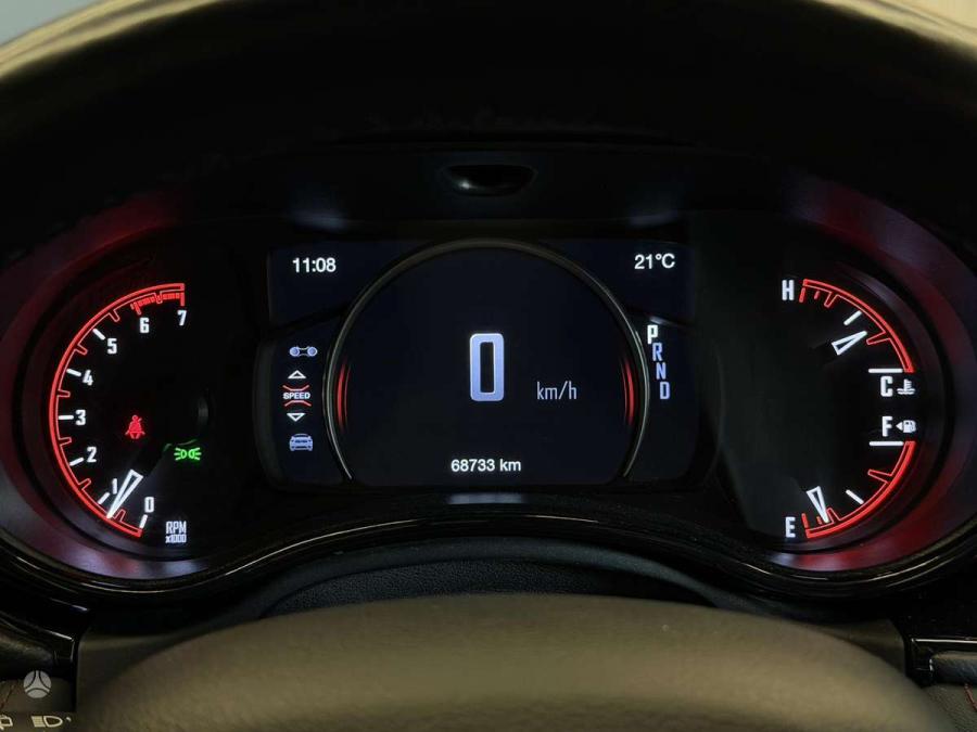 Pelēks Dodge Durango 2023 Kauņa, ar dzinēja tilpumu 5.65 L un nobraukumu 69 tūkst. km par 36490 €, foto 33 vietnē AUTOMOTO.COM.LV