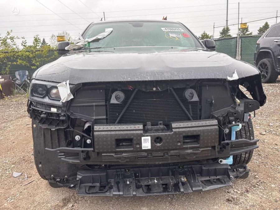 Grey Dodge Durango 2024 in Ukmerge, with an engine capacity of 5.65 L and mileage of 20 thousand km for 15999 €, photo 10 on AUTOMOTO.COM.LV