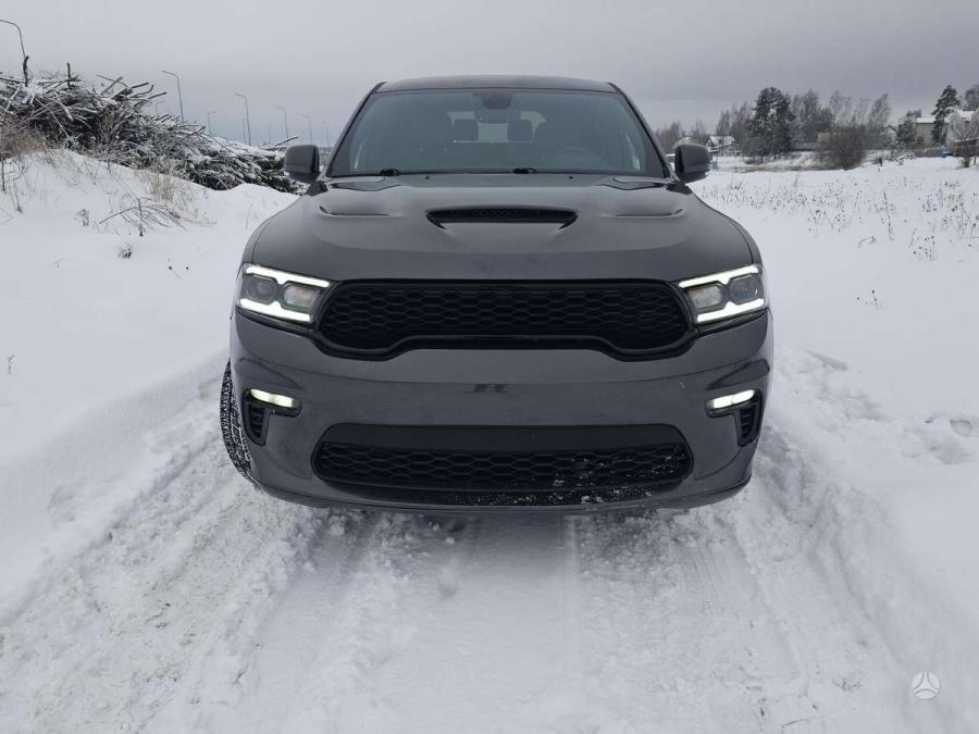Grey Dodge Durango 2019 in Vilnius, with an engine capacity of 3.60 L and mileage of 179 thousand km for 17700 €, photo 1 on AUTOMOTO.COM.LV