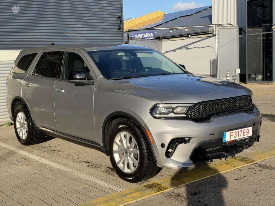 Pelēks Dodge Durango 2021 Šauļi, ar dzinēja tilpumu 5.70 L un nobraukumu 135 tūkst. km par 11000 €, foto 1 vietnē AUTOMOTO.COM.LV