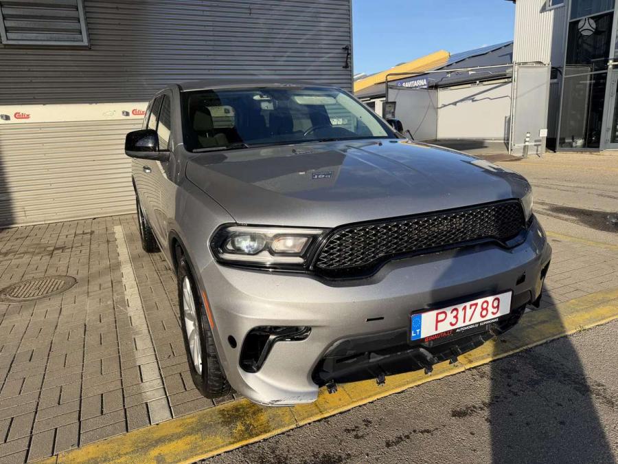 Pelēks Dodge Durango 2021 Šauļi, ar dzinēja tilpumu 5.70 L un nobraukumu 135 tūkst. km par 11000 €, foto 4 vietnē AUTOMOTO.COM.LV